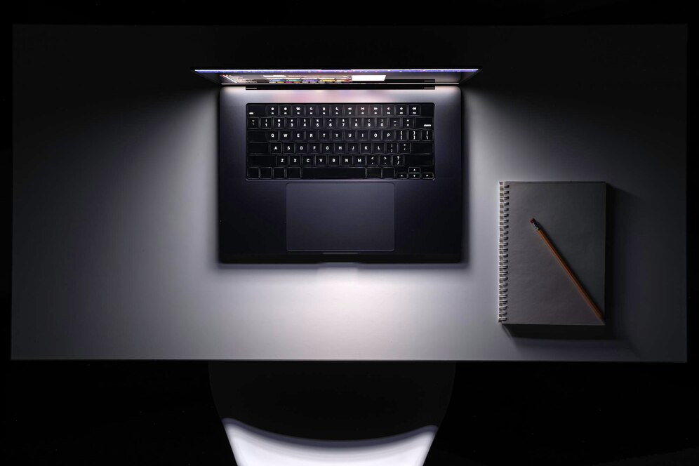 Blog - Dark Mode and Accessibility: Designing for All Users